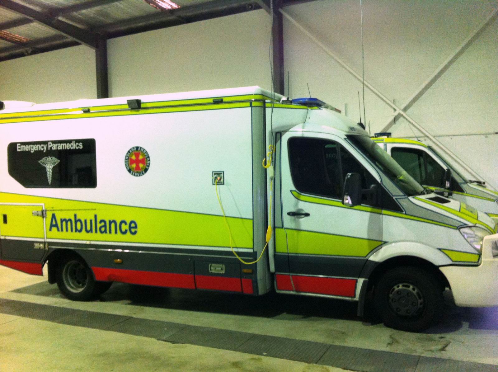 Ambulances From Around The World - Australia 23