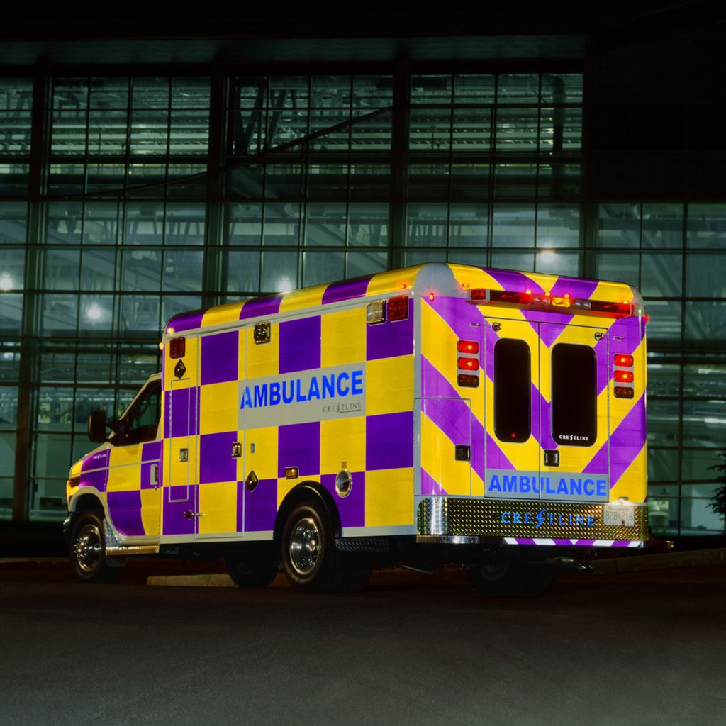 AMBULANCES FROM AROUND THE WORLD - CANADA 6