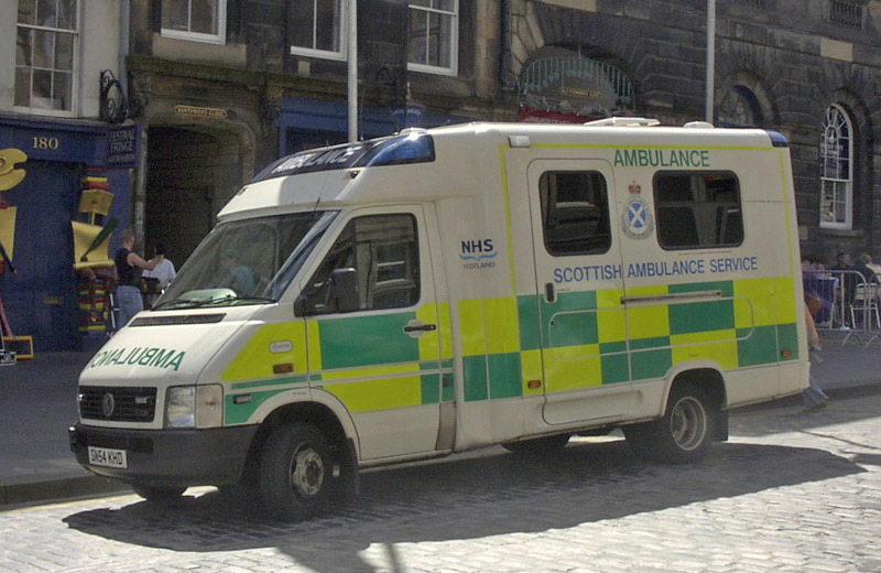 Ambulances from around the world - United Kingdom 6