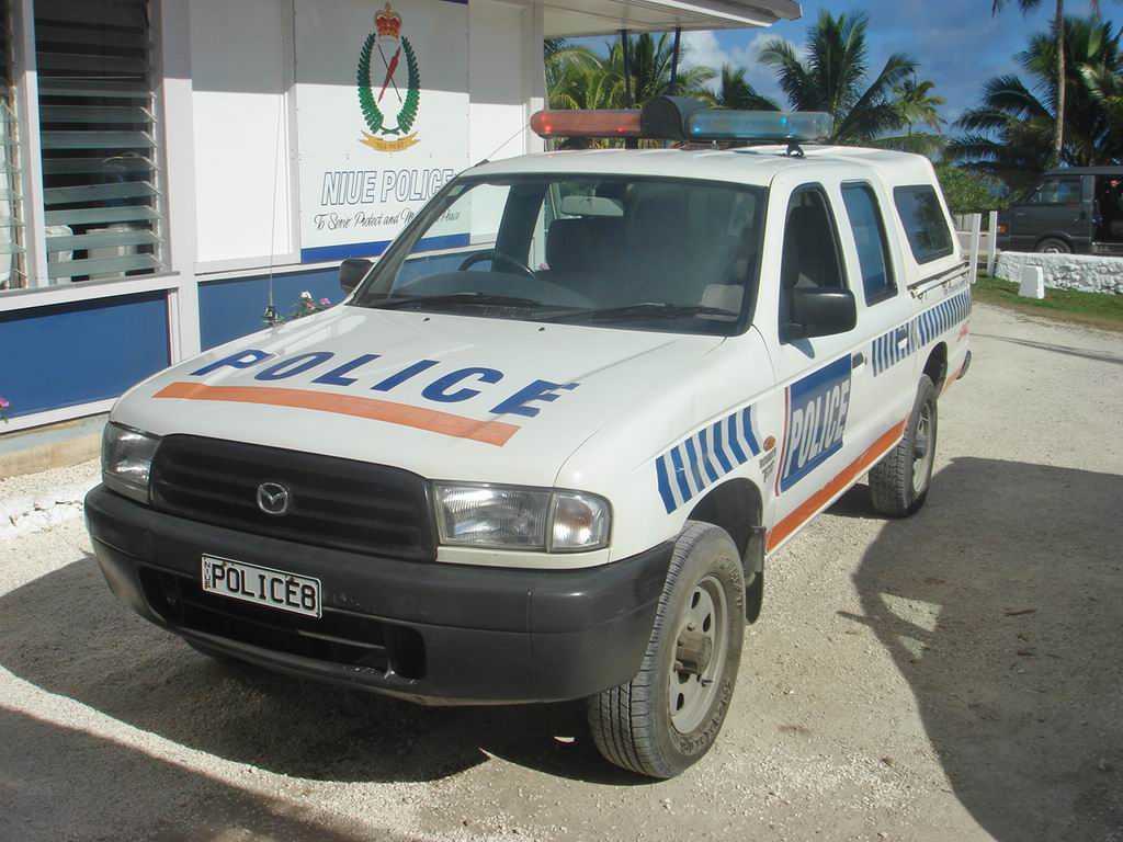 POLICE AROUND THE WORLD